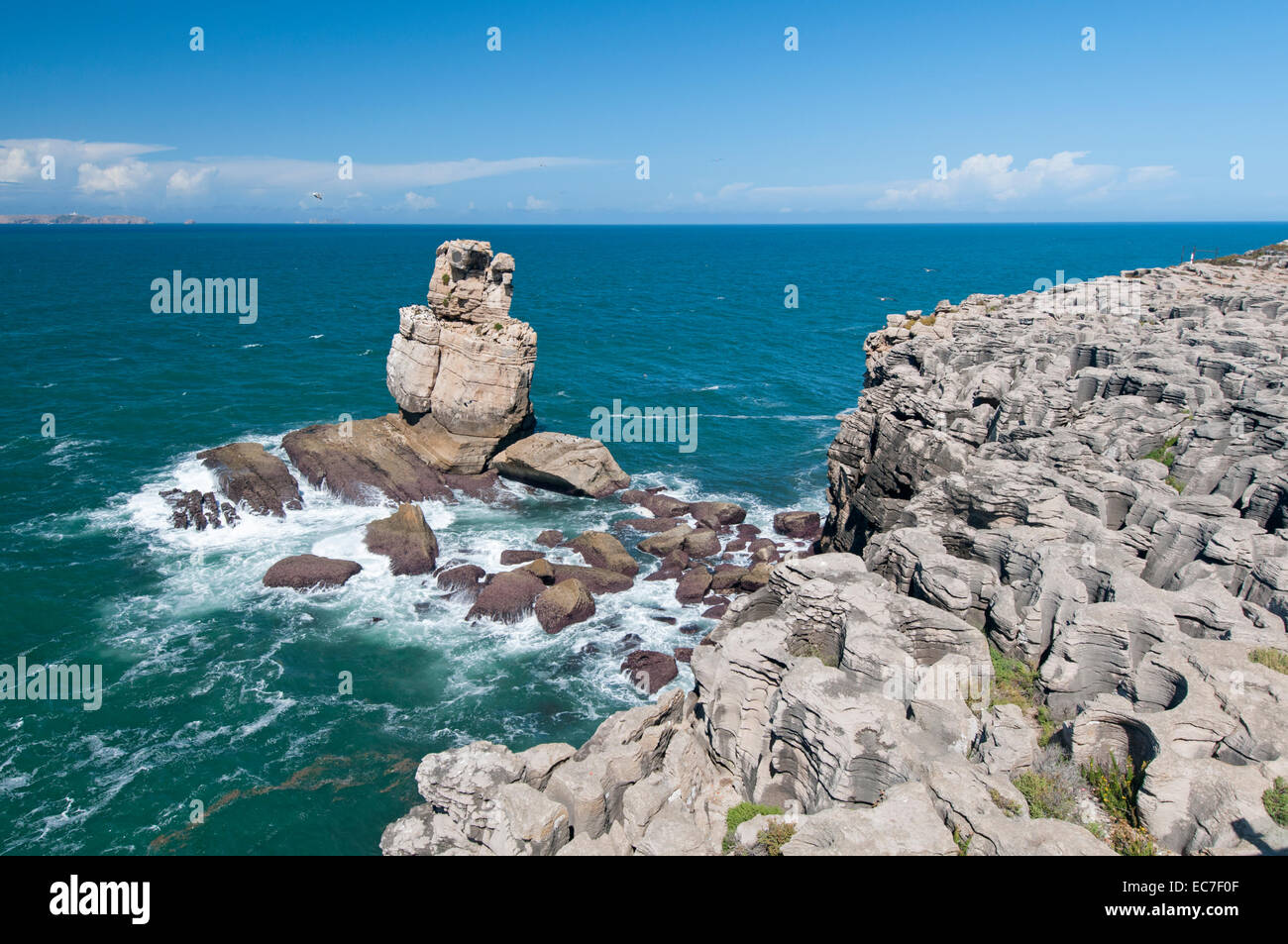 Stack formation hi-res stock photography and images - Alamy
