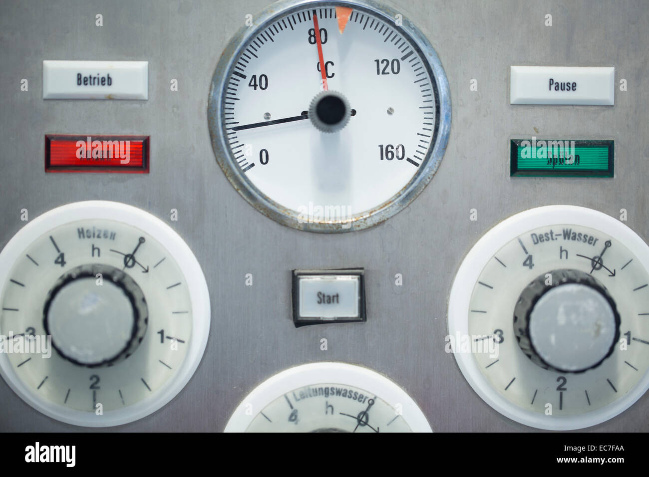 Incubator microbiology device in a laboratory Stock Photo - Alamy