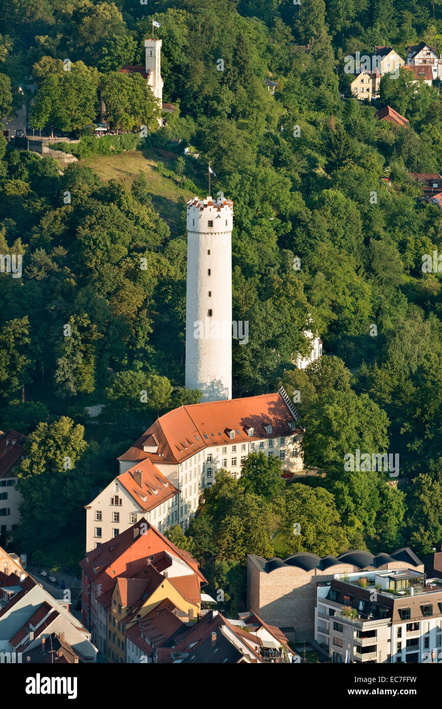 Germany, Baden-Wuerttemberg, Ravensburg, town tower Mehlsack and ...