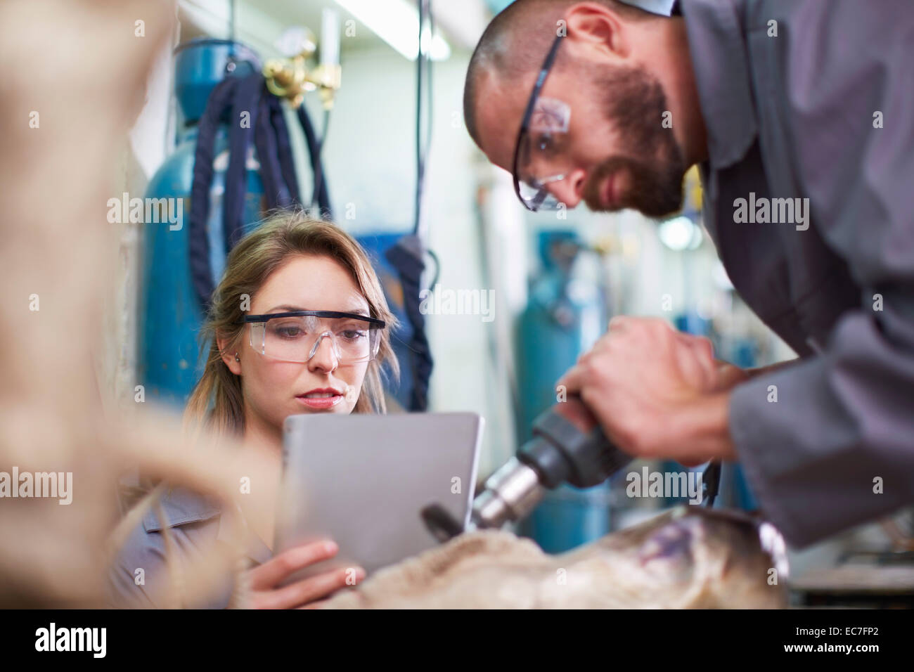 Fettling hi-res stock photography and images - Alamy