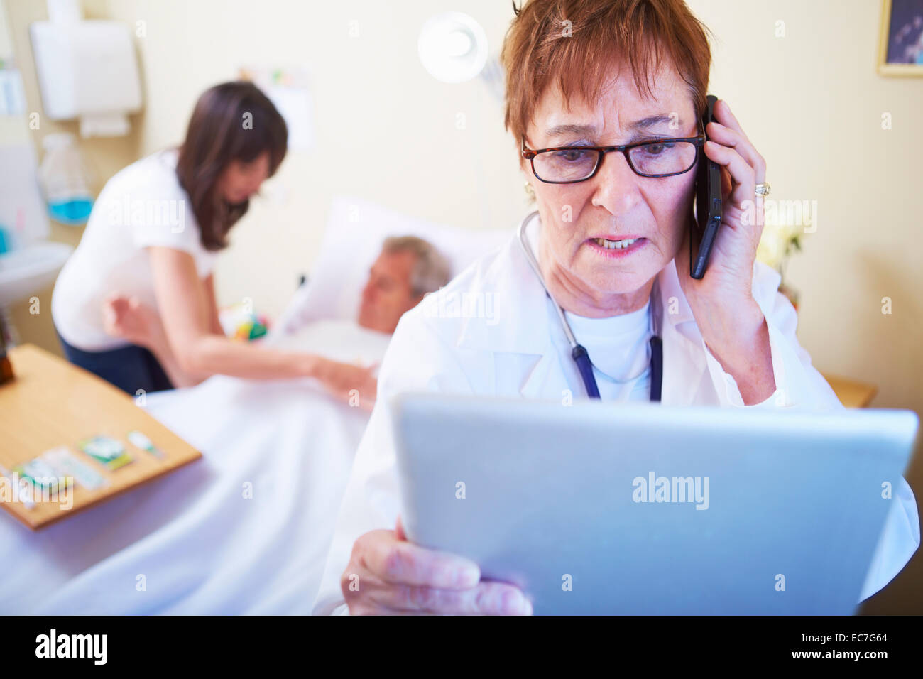 Mobile hospital africa hi-res stock photography and images - Alamy