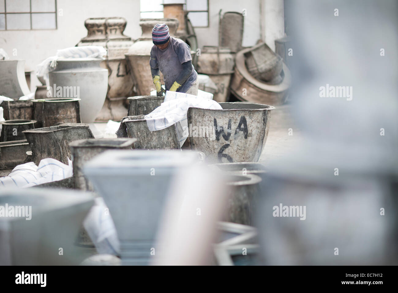 Ceramic molds hi-res stock photography and images - Alamy