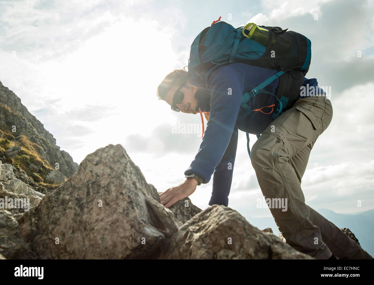 Beam climbing hi-res stock photography and images - Alamy