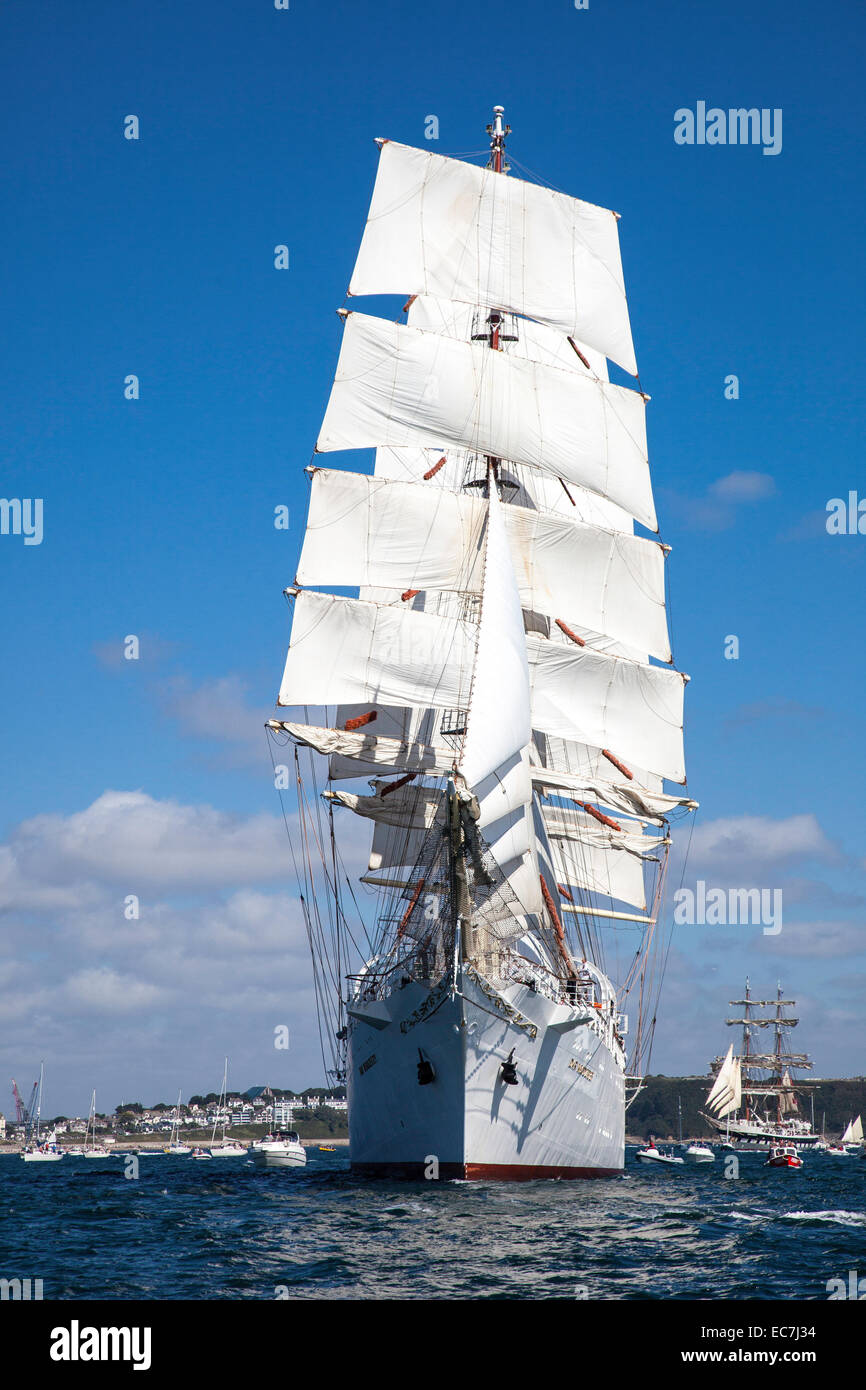 Tall ship Dar Mlodziezy at the Falmouth Tall Ships Regatta Stock Photo ...