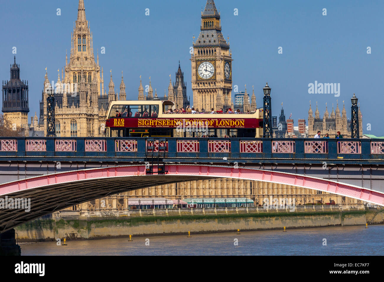 Open top bus london bridge hi-res stock photography and images - Alamy