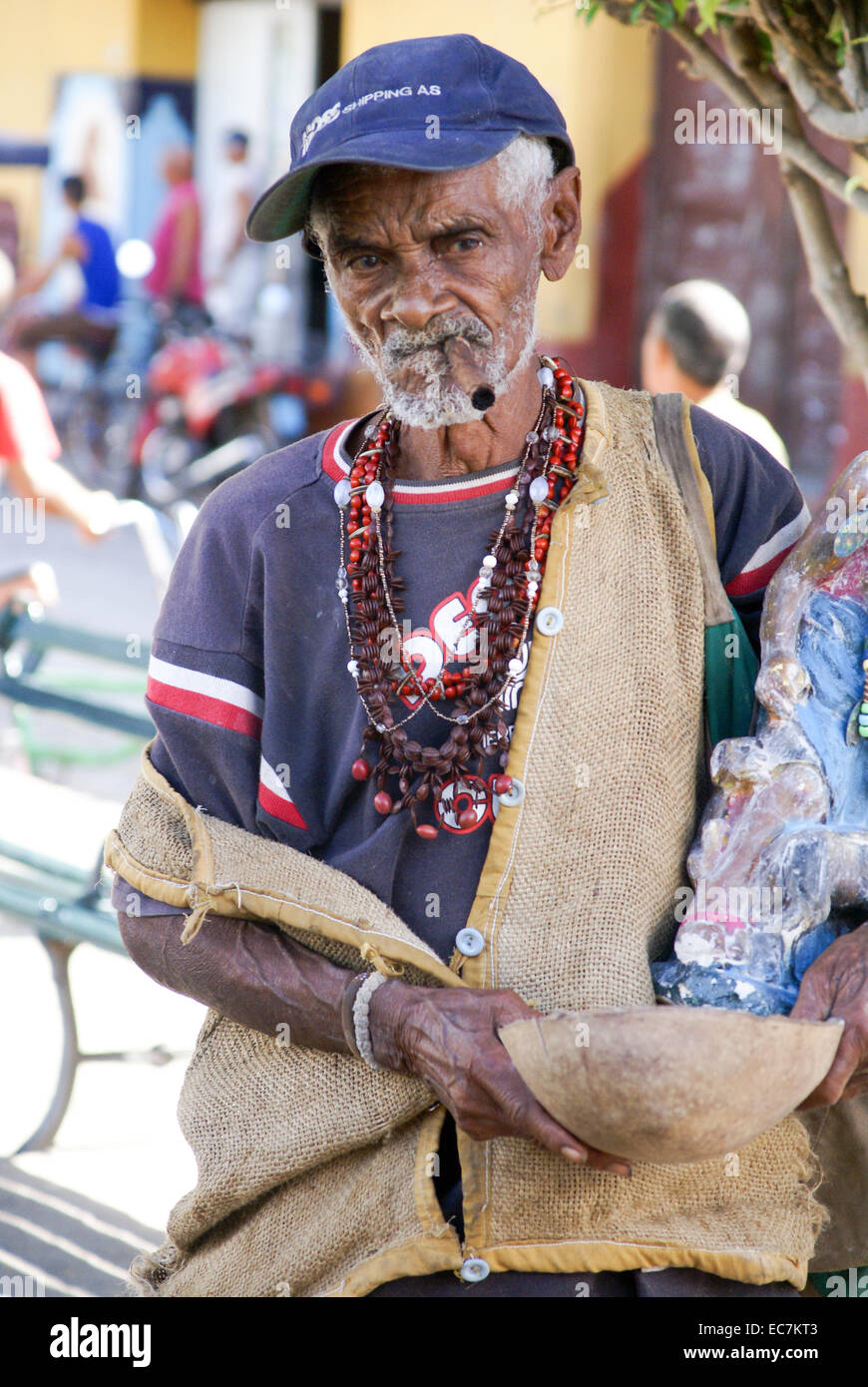 Cuban person hi-res stock photography and images - Alamy