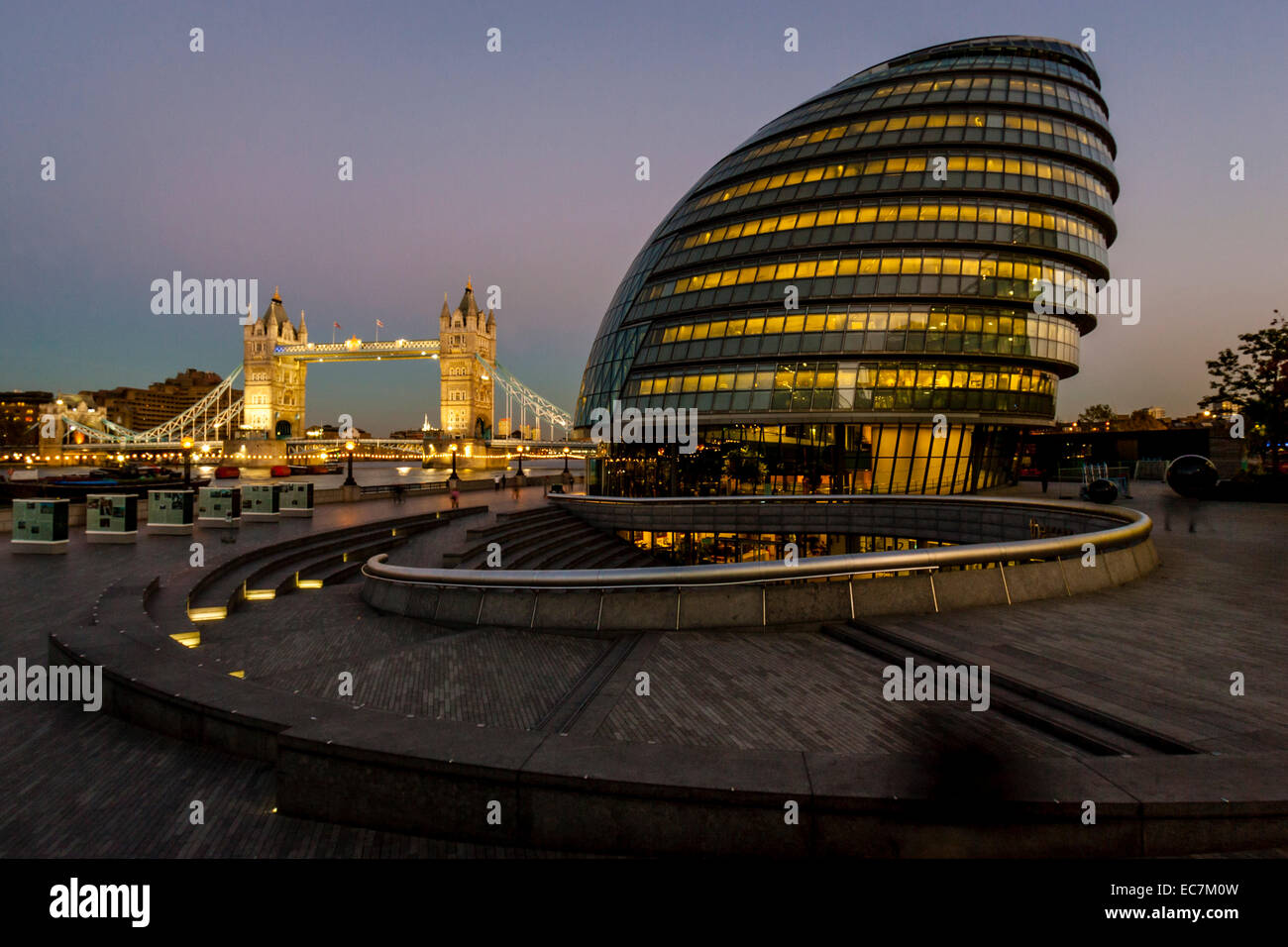 City Hall (London Assembly Building) and The Tower Of London, London ...