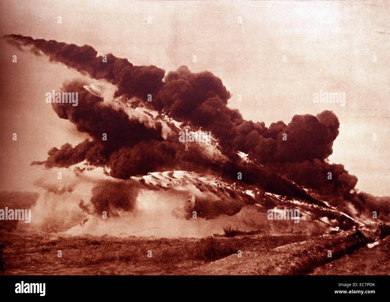 Flame throwers hi-res stock photography and images - Alamy