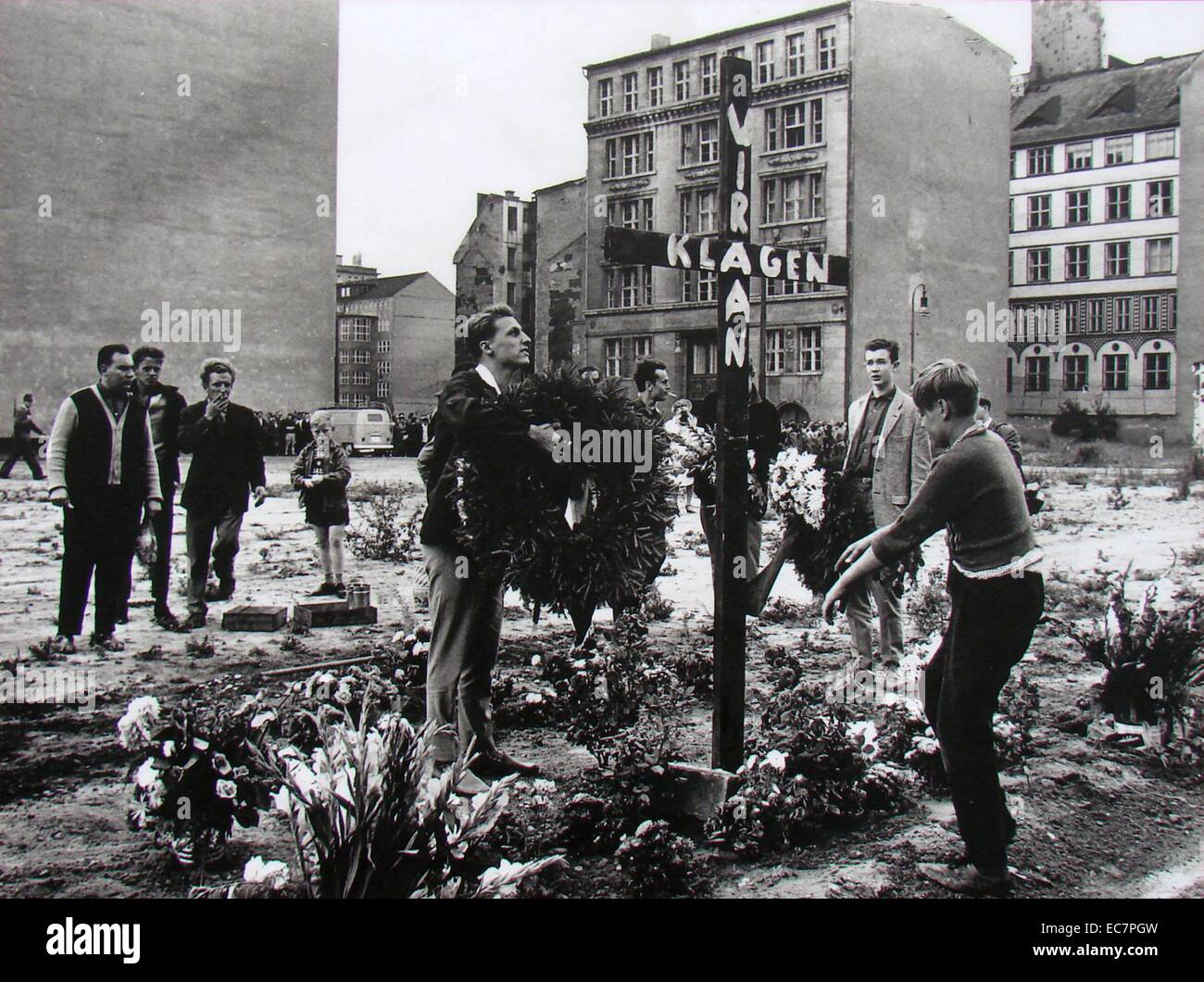 Photograph of citizens of West Berlin erect a memorial for Peter ...