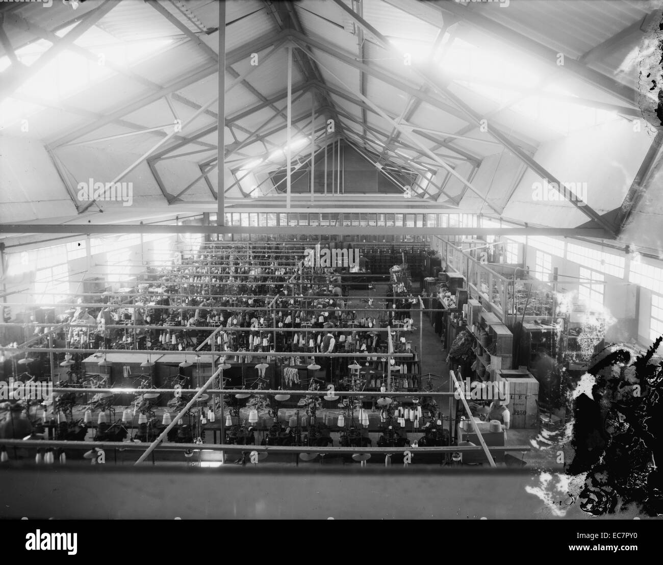 Jewish immigrants palestine Black and White Stock Photos & Images - Alamy