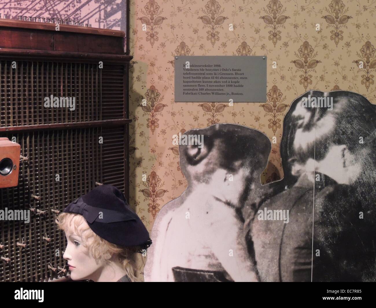 Telephone apparatus, 1890. Vaggapparat delivered to Christiania ...