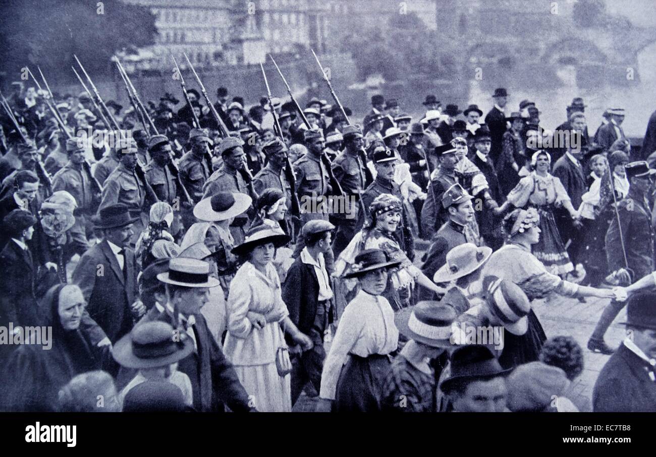 Czech troops arrive back from World war one in Prague; 1918 Stock Photo ...