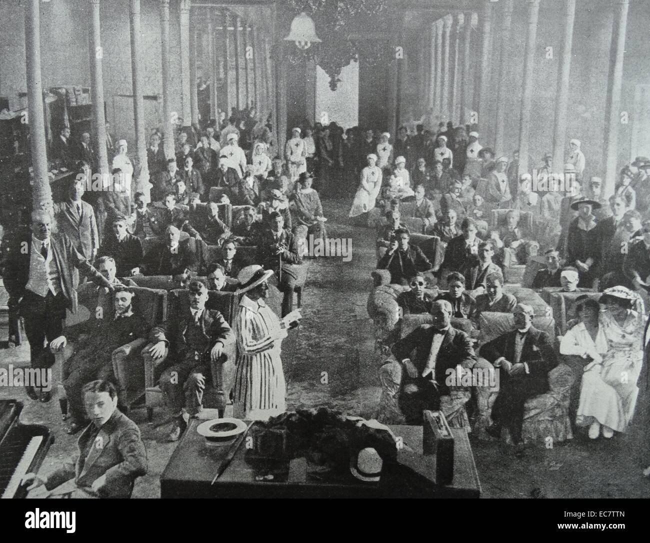 British soldiers blinded in World war one attend a concert at St ...