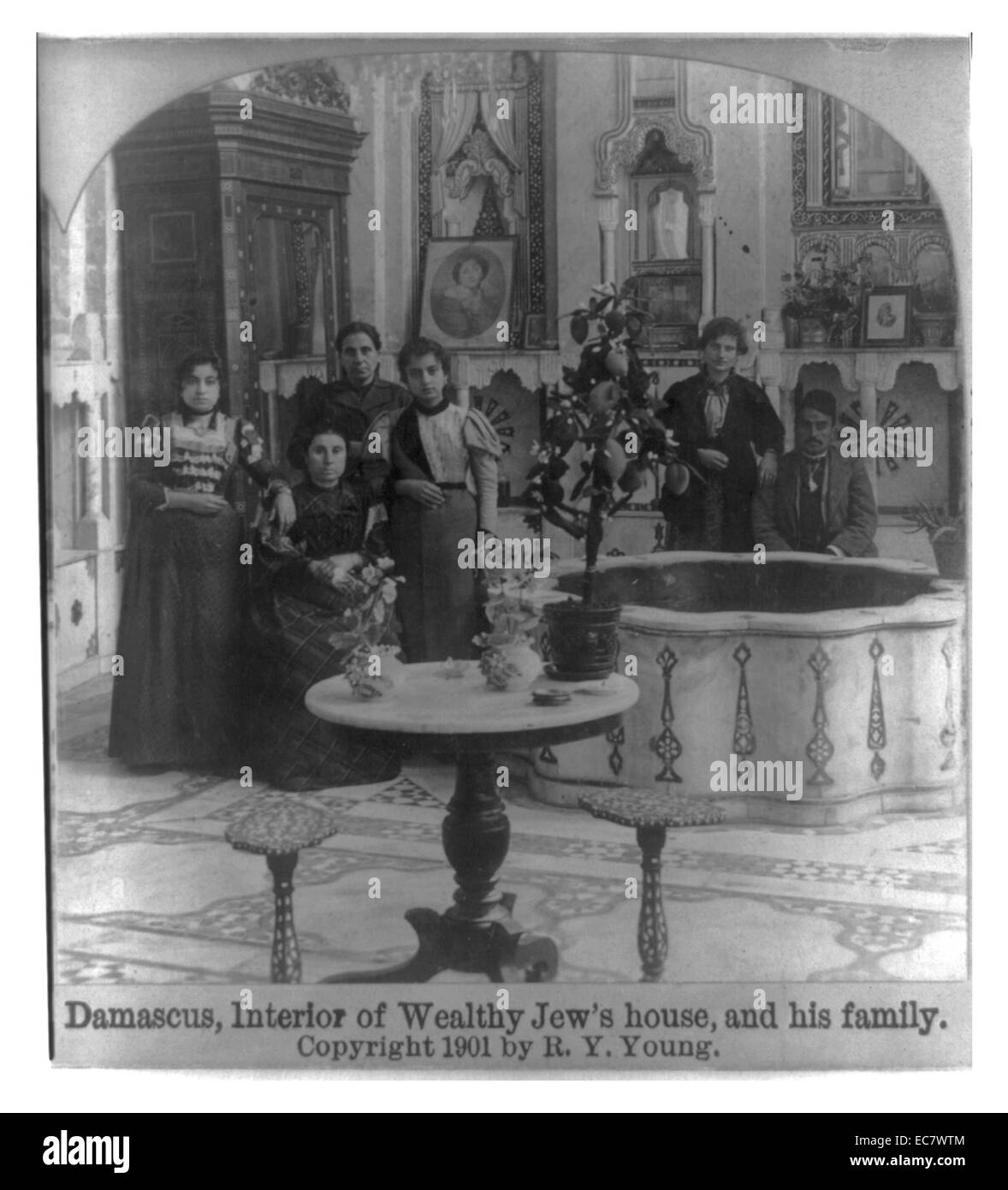 Damascus interior wealthy jews jewish home house rich hi-res stock ...
