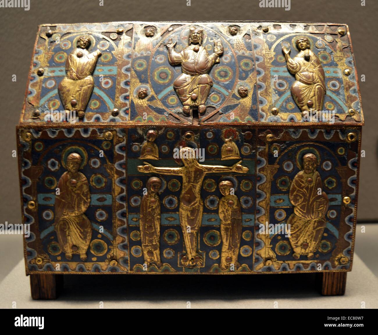 Box holy oils angels limoges 13th century hi-res stock photography and ...