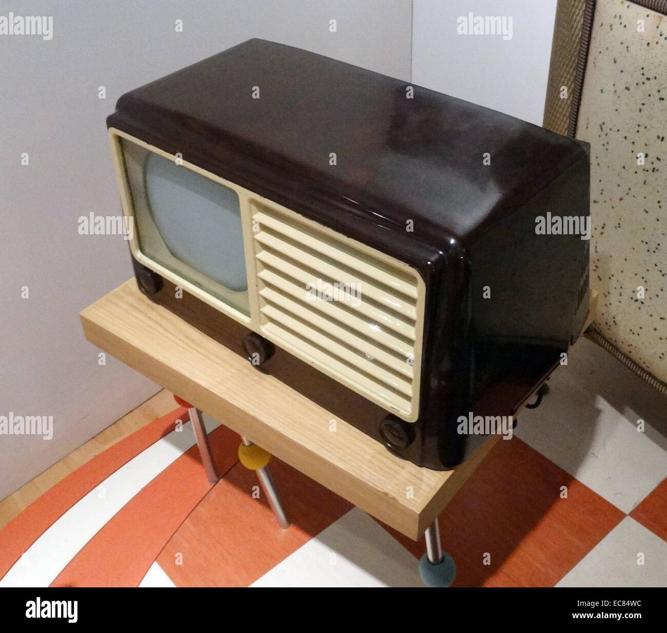English made single station Television set from 1949 Stock Photo - Alamy