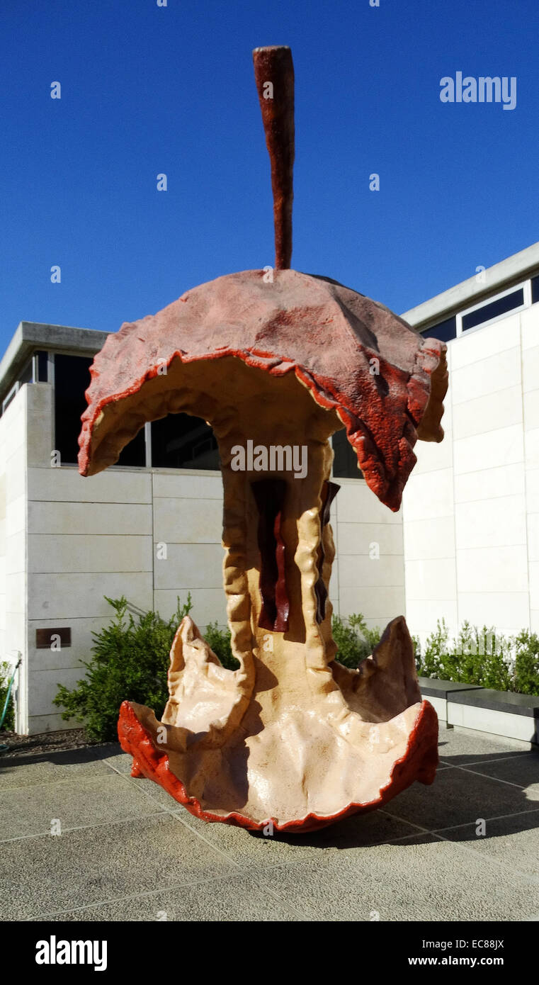 Apple core sculpture hi-res stock photography and images - Alamy