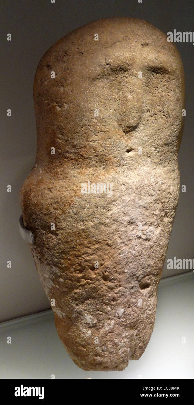 Human statue gilgal sultanian culture limestone israel ancient hi-res ...