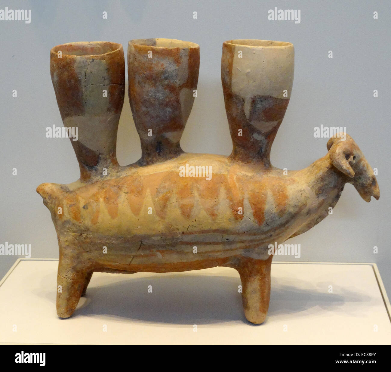 Vessel ram animal cornets gilgat negev pottery israel ancient hi-res ...