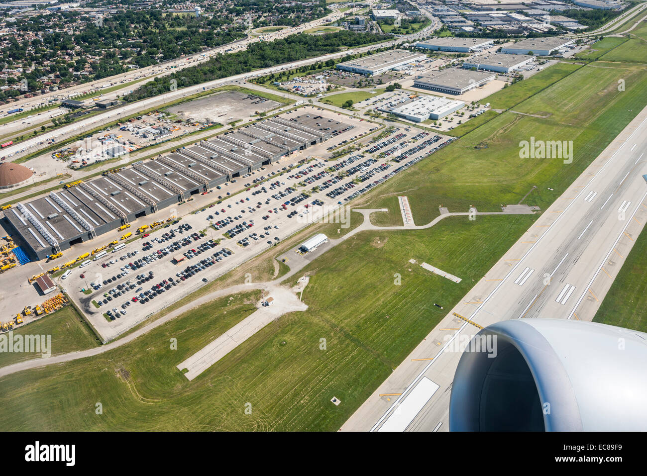 American airlines plane hi-res stock photography and images - Alamy