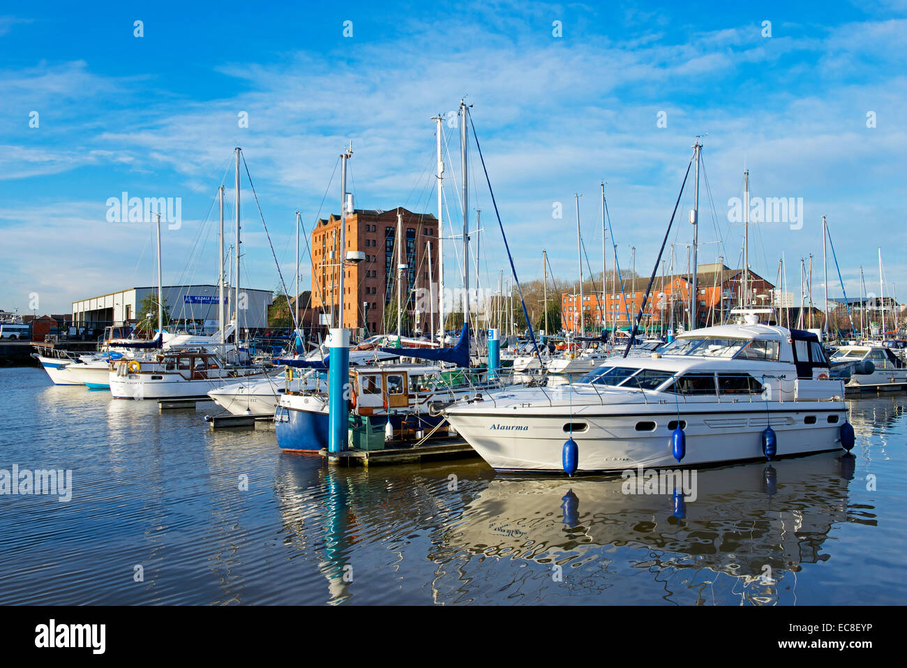 Humberside Dock High Resolution Stock Photography and Images - Alamy