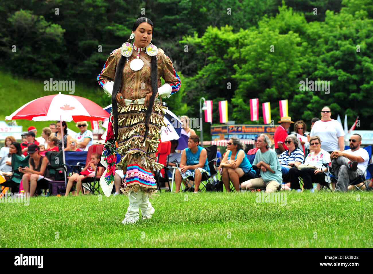 Jingle dress dance hi-res stock photography and images - Alamy