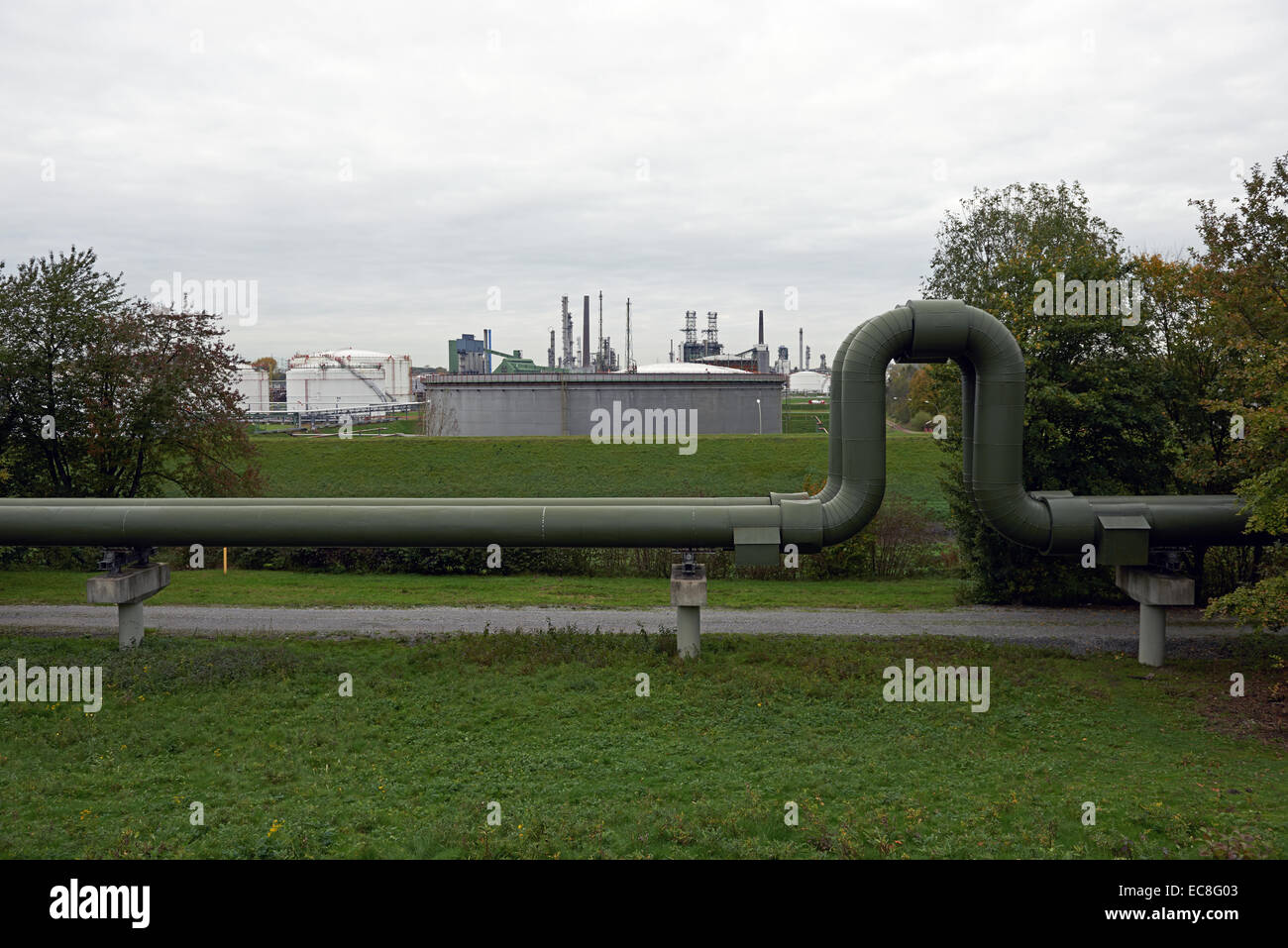 Ruhr Oel refinery Gelsenkirchen-Horst Germany Stock Photo - Alamy