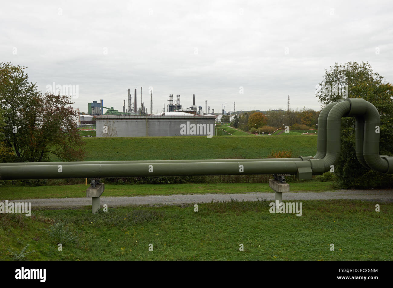 Ruhr Oel refinery Gelsenkirchen-Horst Germany Stock Photo - Alamy