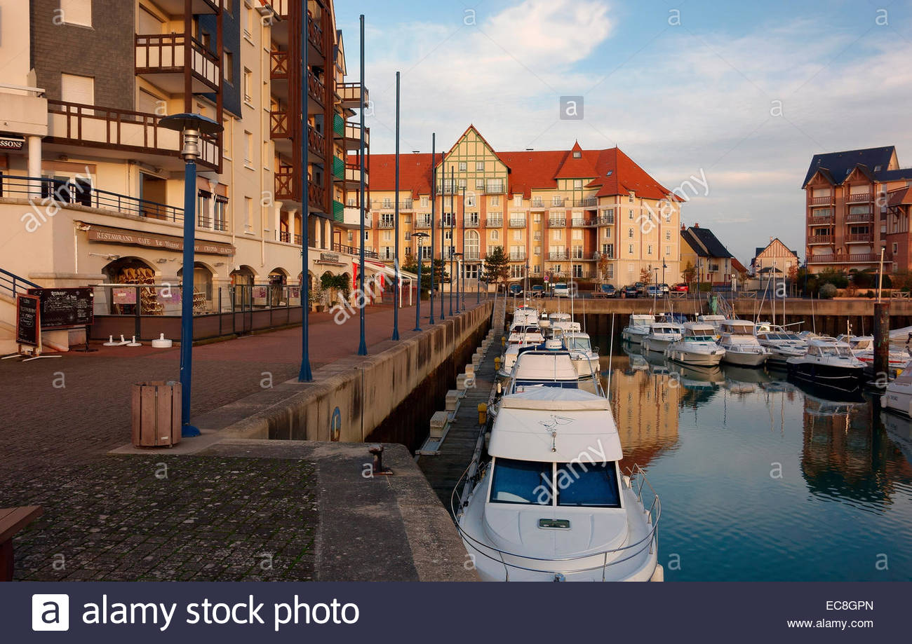 Dives Sur Mer Stock Photos & Dives Sur Mer Stock Images - Alamy