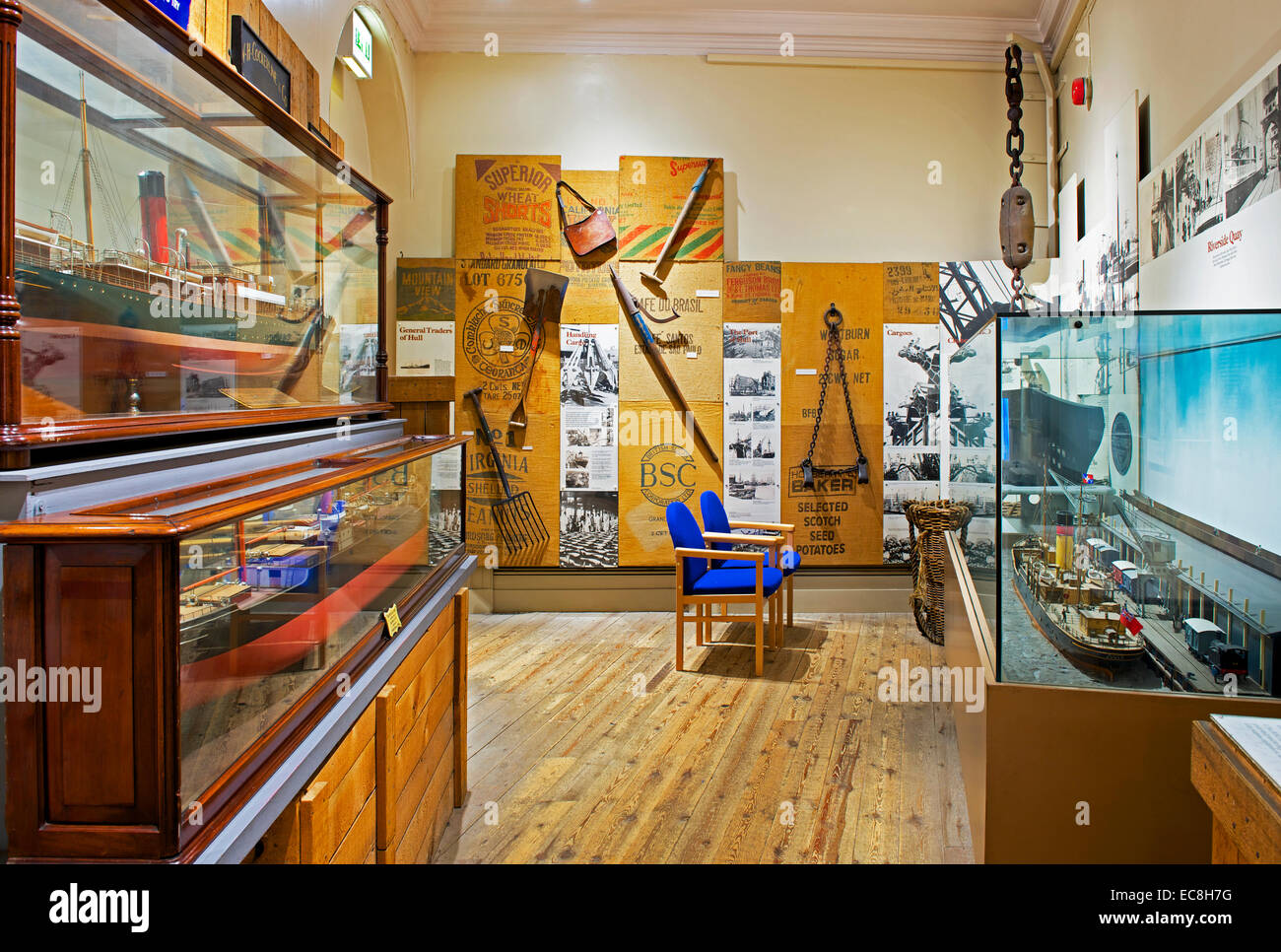 Maritime museum display hi-res stock photography and images - Alamy