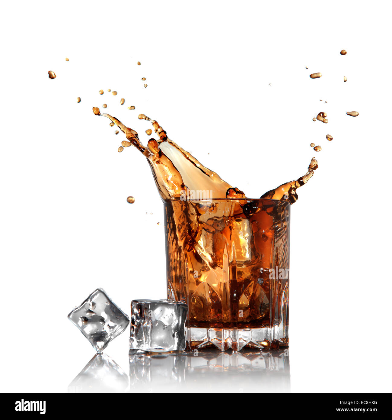 Splash cola in glass hi-res stock photography and images - Alamy