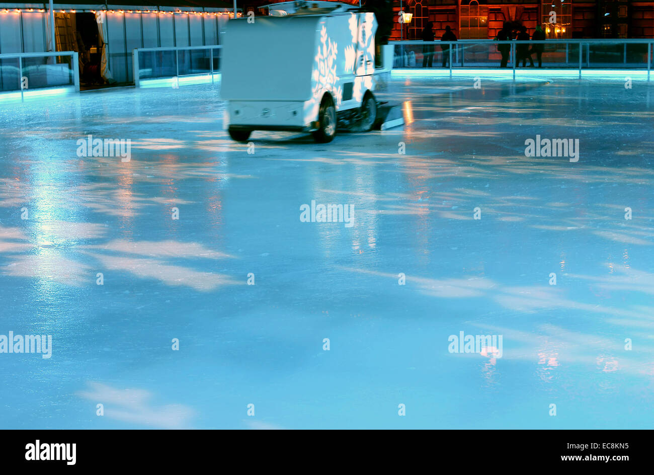 Ice resurfacer hi-res stock photography and images - Alamy