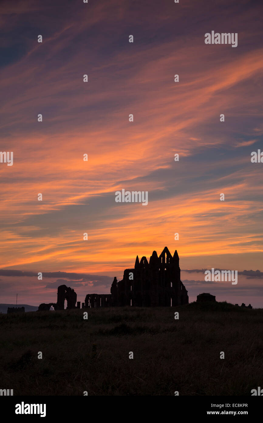 Whitby abbey sunset hi-res stock photography and images - Alamy