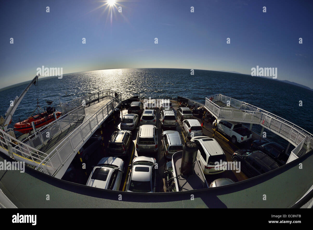 Over water observation deck hi-res stock photography and images - Alamy