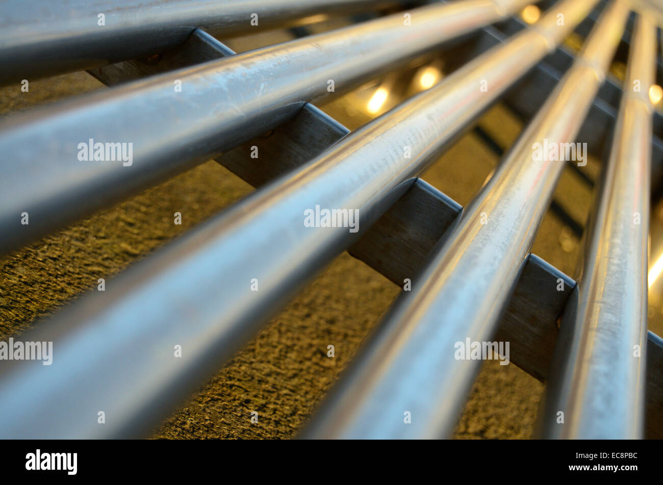 Tubular aluminium public bench Stock Photo - Alamy