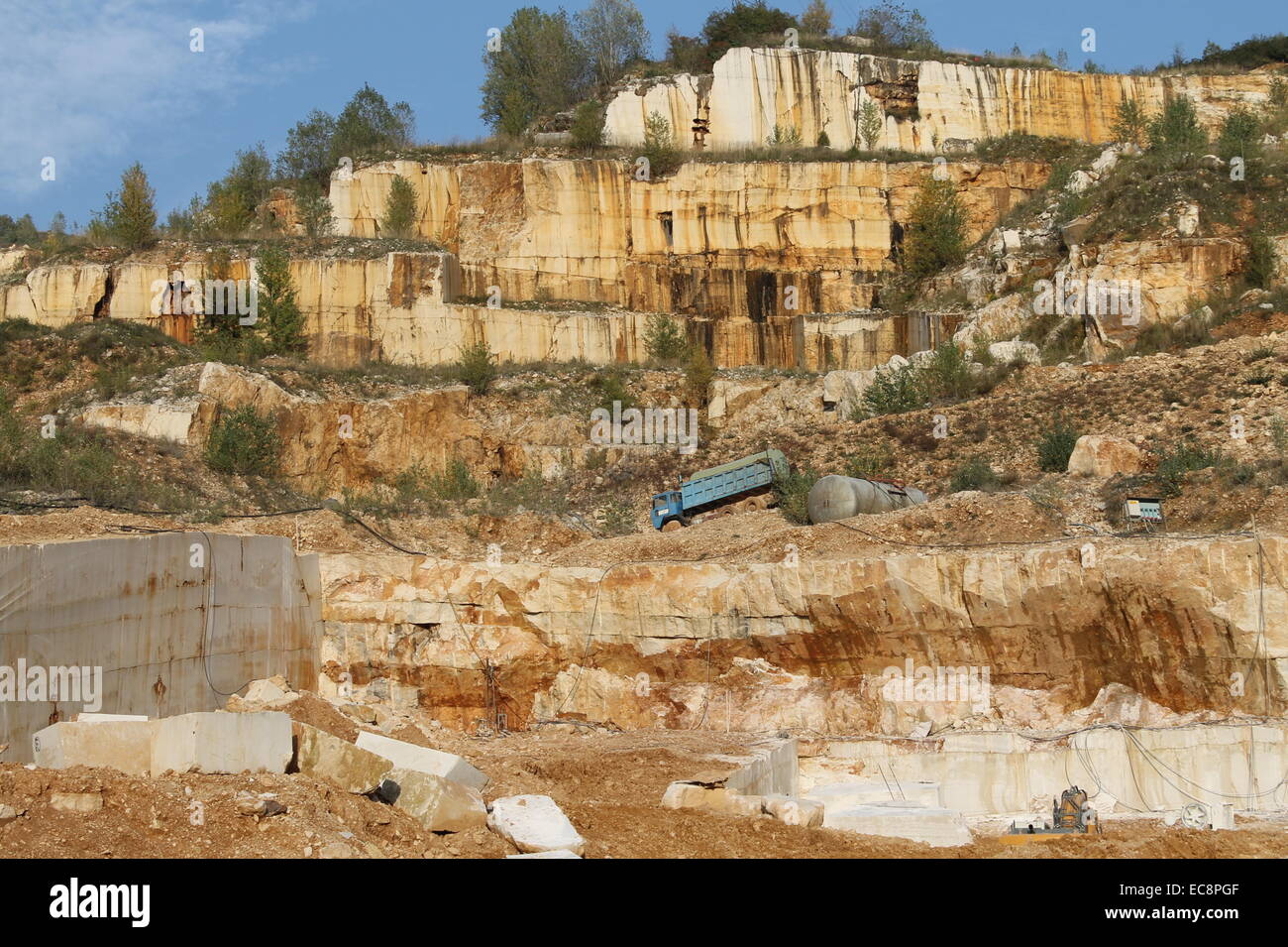 Marble excavation hi-res stock photography and images - Alamy