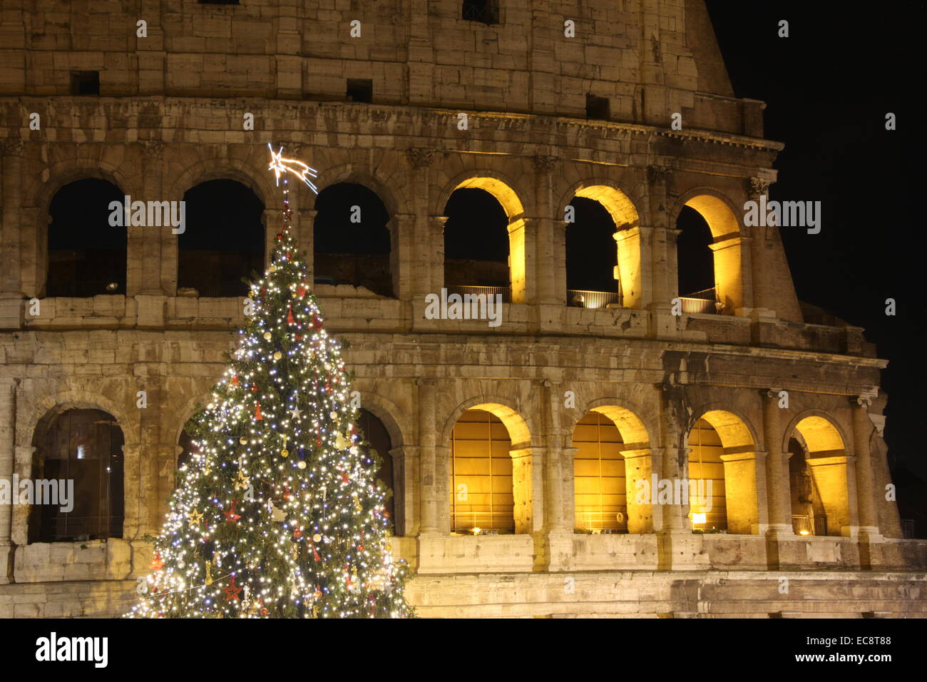 Colosseum night light trail in rome hi-res stock photography and images ...
