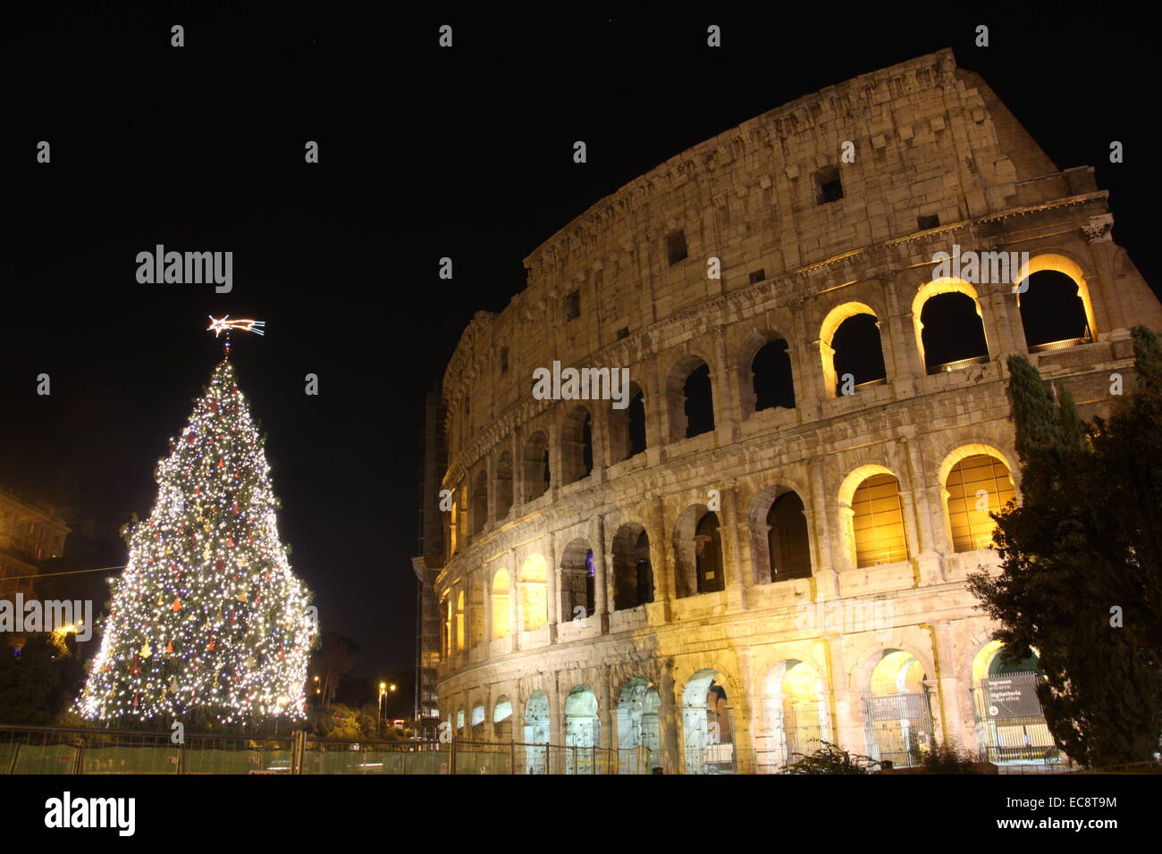 Colosseum night light trail in rome hi-res stock photography and images ...