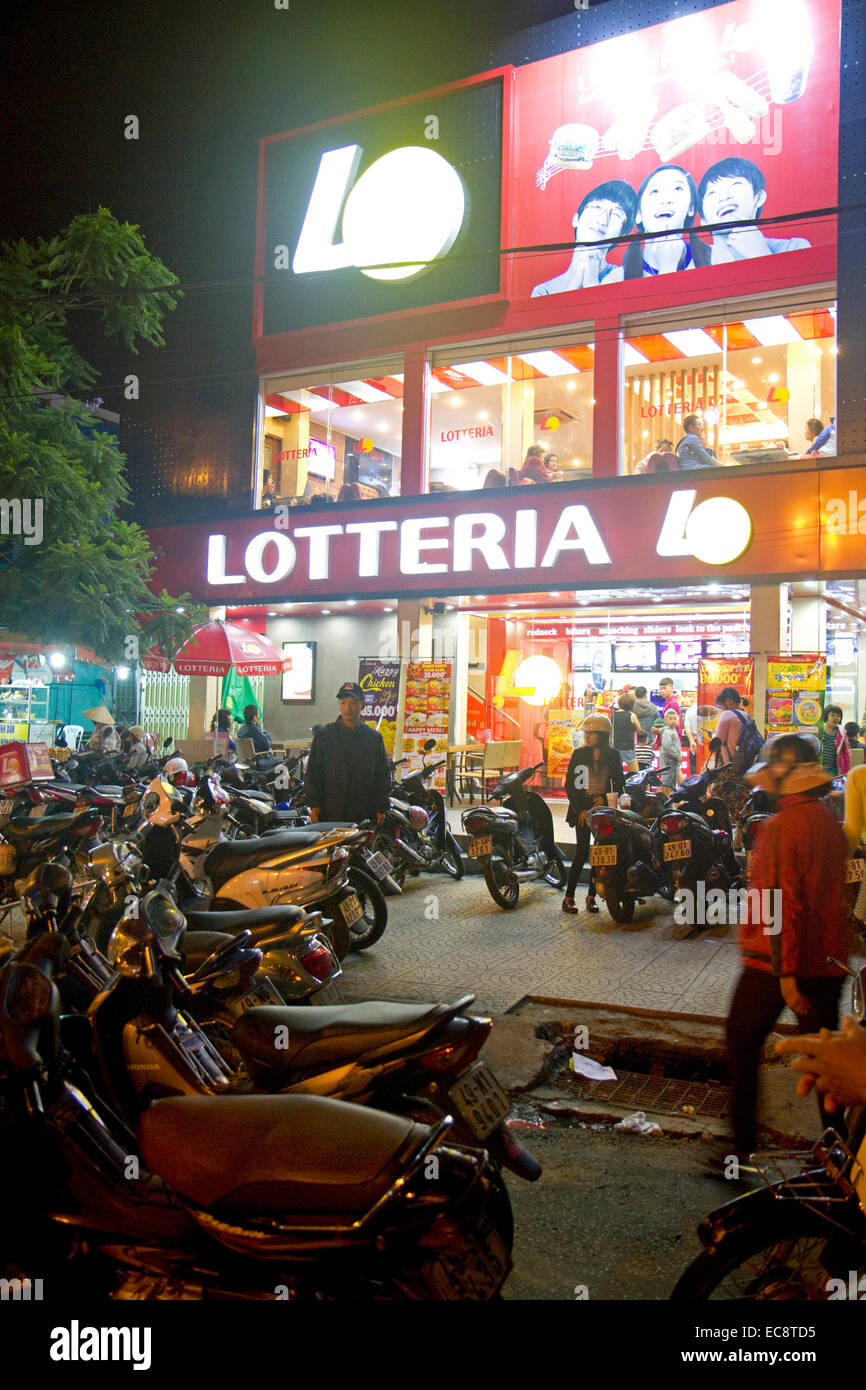 Lotteria fast food burger restaurant in Da Lat, Vietnam Stock Photo - Alamy