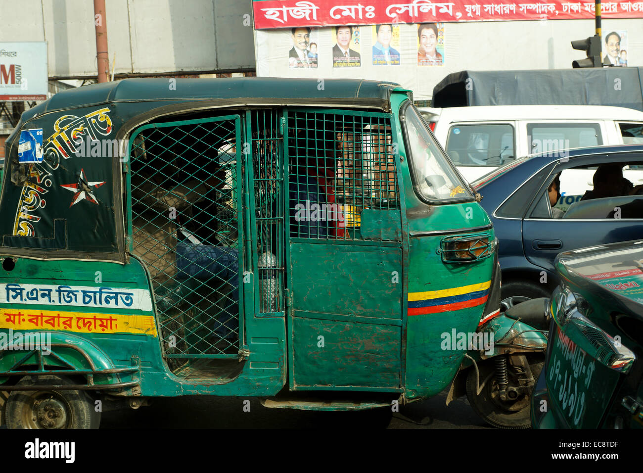 Cng dhaka hi-res stock photography and images - Alamy