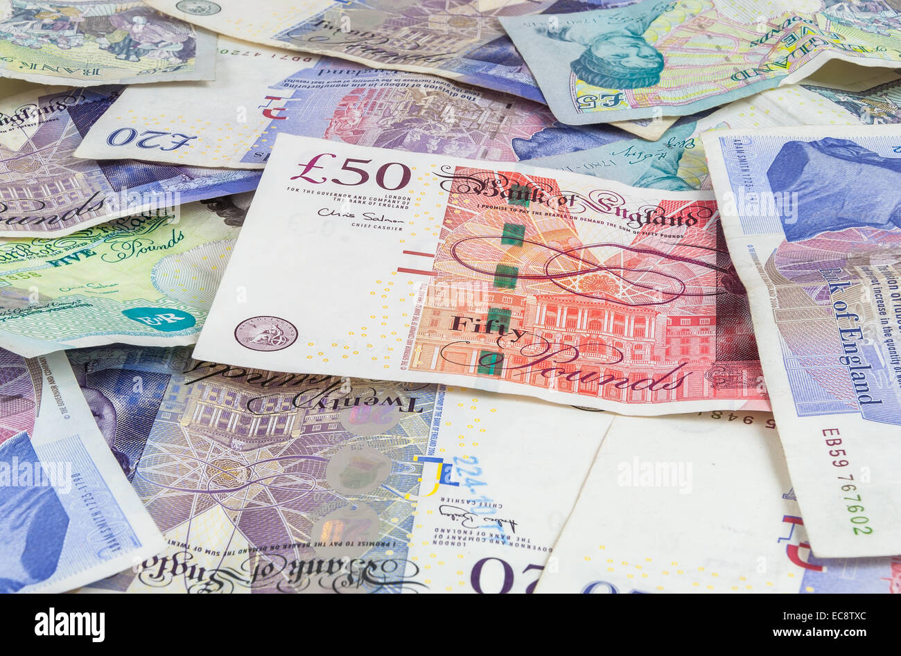 English money pile hi-res stock photography and images - Alamy