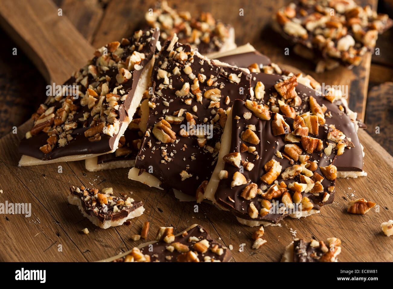 Toffee chocolate bark hi-res stock photography and images - Alamy