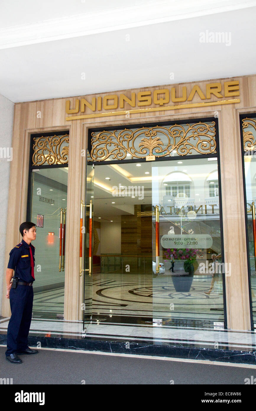 City square mall hi-res stock photography and images - Alamy