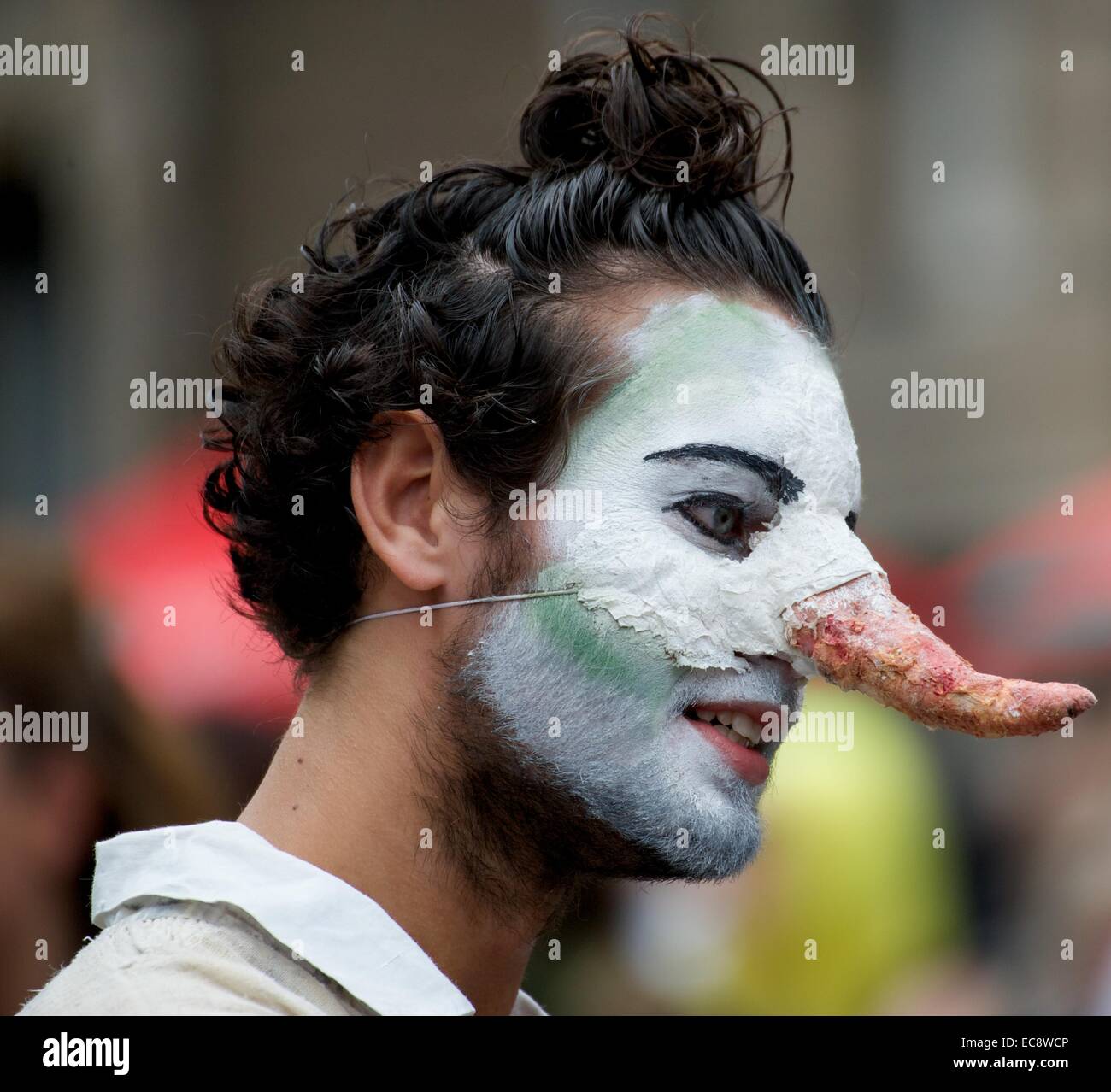 Nose street scene hi-res stock photography and images - Alamy