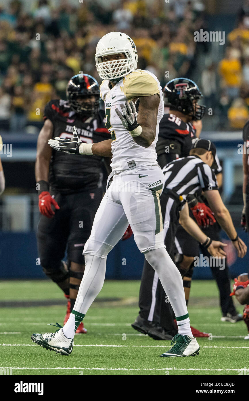 Baylor bears defensive end shawn hi-res stock photography and images ...