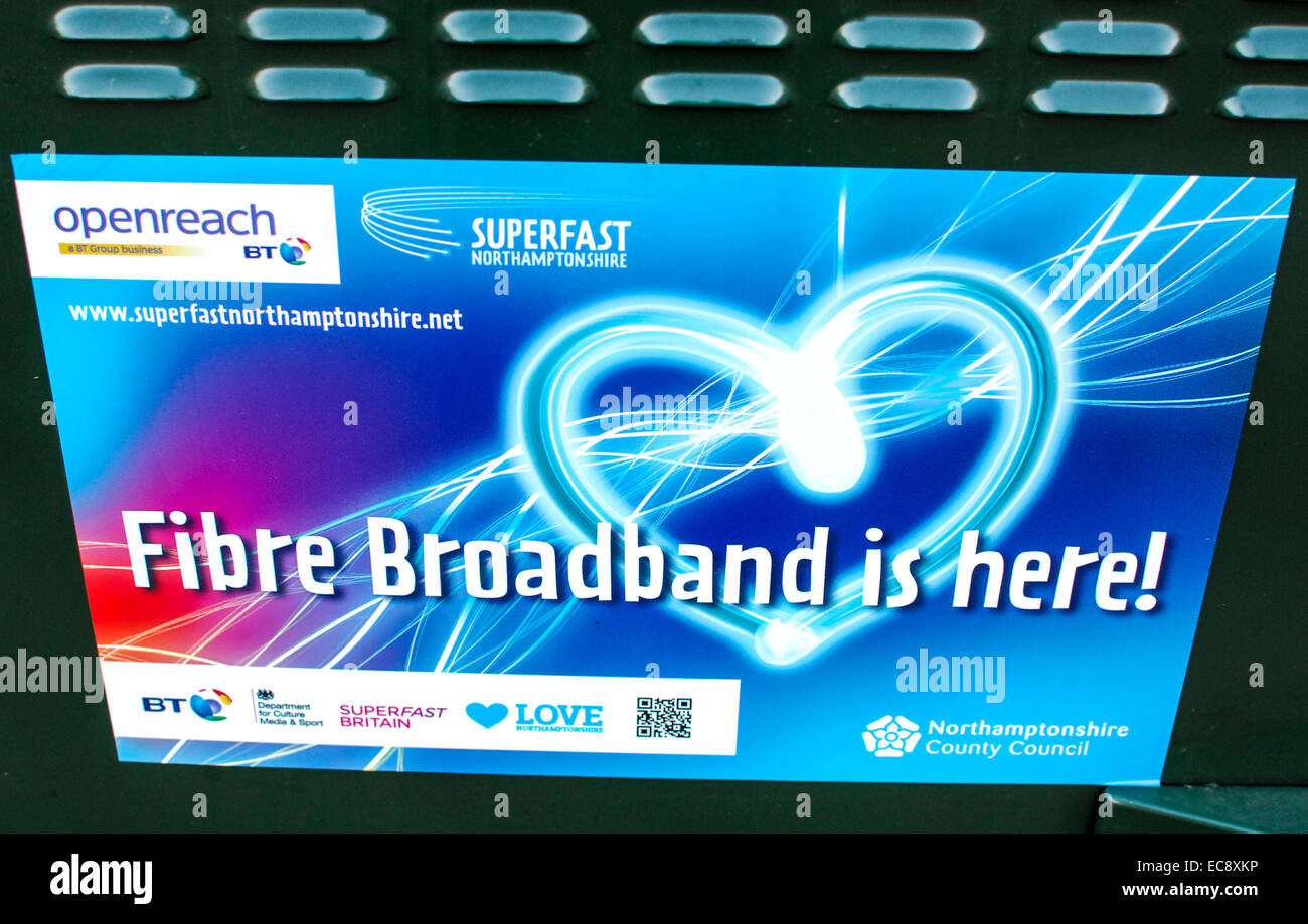 Fibre broadband sign hi-res stock photography and images - Alamy
