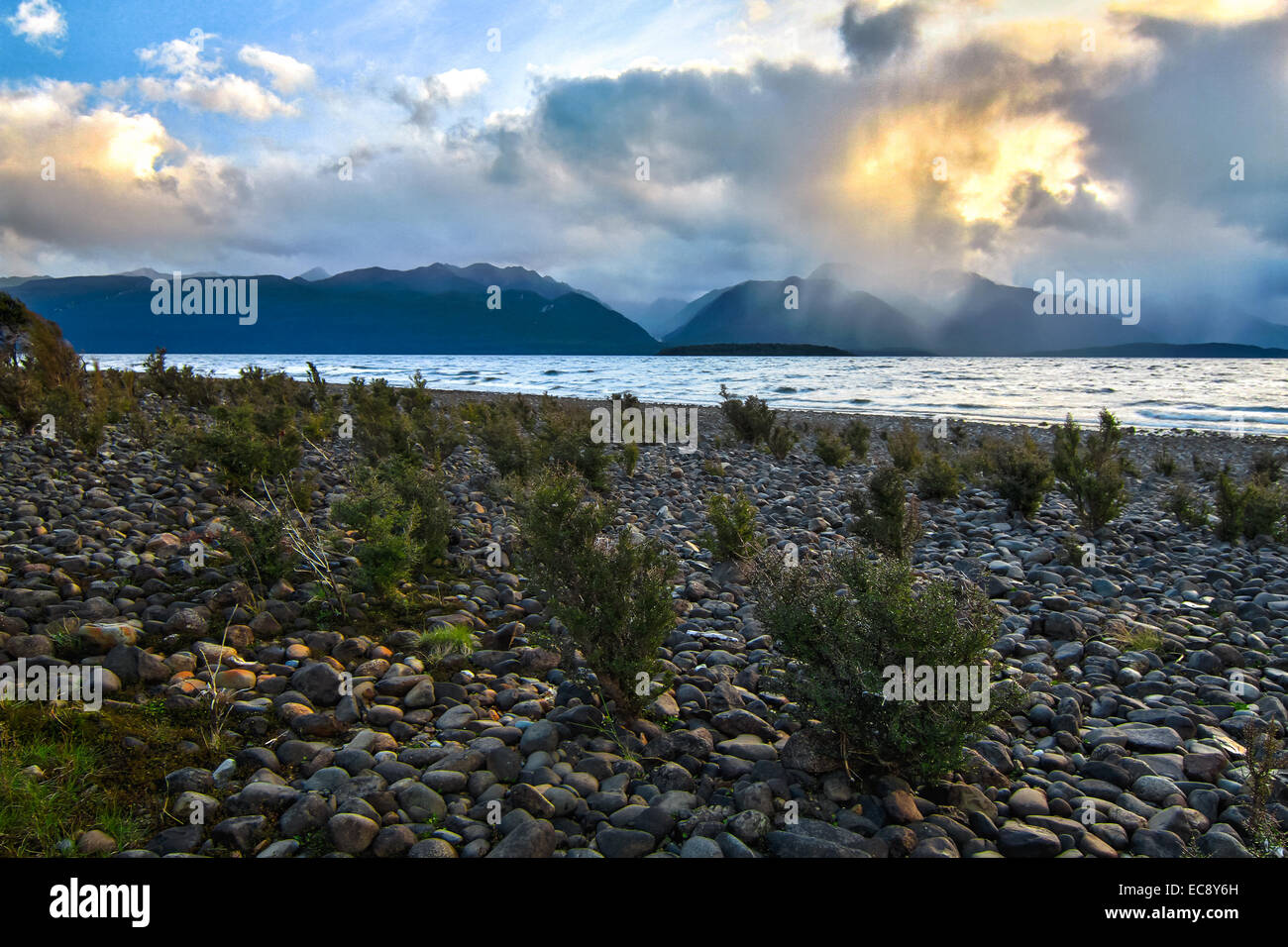 Epic lake scenery on Lake Te Anau, New Zealand Stock Photo - Alamy
