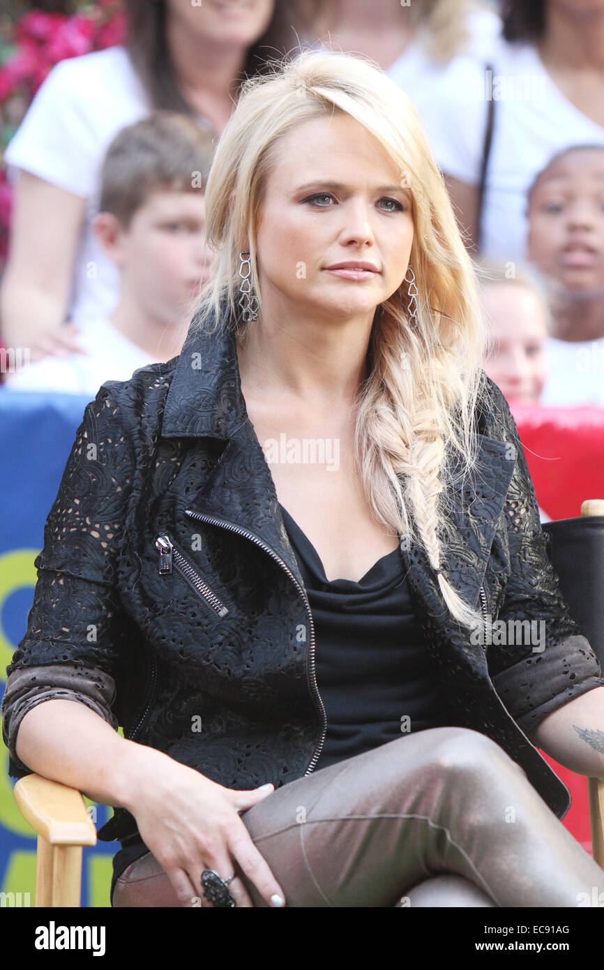 Miranda Lambert perform at Good Morning America in New York. Featuring ...