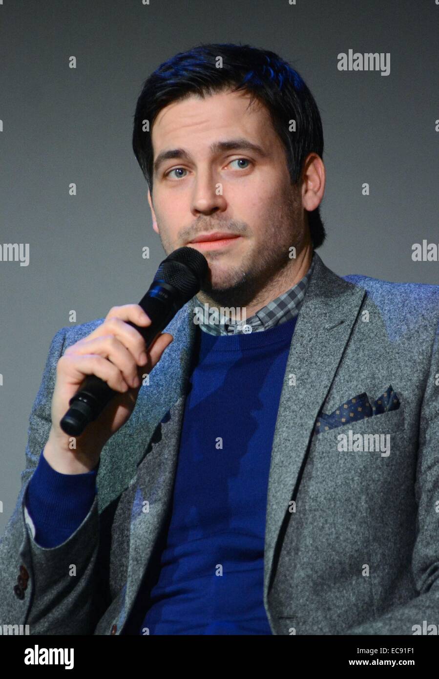 Rob james collier meet the cast hi-res stock photography and images - Alamy
