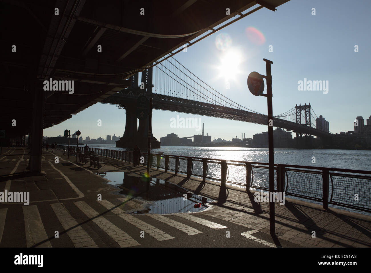 Esplanade drive bridge hi-res stock photography and images - Alamy